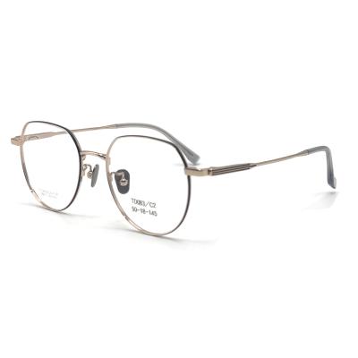 China TD083 Lichtgewicht optisch raam van titanium - Duurzaam en comfortabel Te koop
