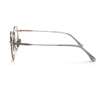 China TD083 Lichtgewicht optisch raam van titanium - Duurzaam en comfortabel Te koop