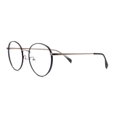 China MD085T Stijlvol optisch raam van titanium met een elegant en modern ontwerp Te koop