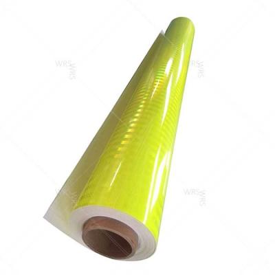 China Folha de filme retroreflector vermelho para sinalização de trânsito e sinalização permanente à venda