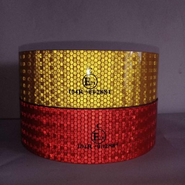 Quality Trailers Reflective Conspicuity Tape with 5 Years Durability and Custom Logo for sale