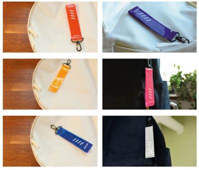 China 7 Days Sample Custom Logo Reflective Strap for Bag Fashion Black Metal EN 13356 Keychain for sale