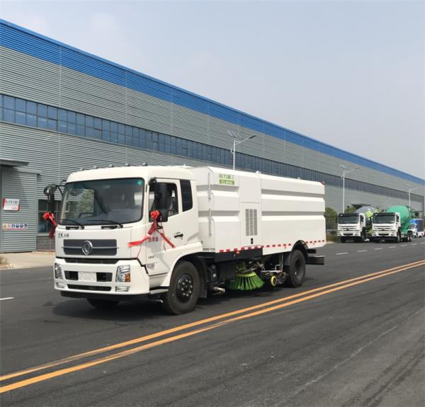 Quality 4x2 Driving High Pressure Road Sweeper Truck 3-20km/H Clean Speed for sale