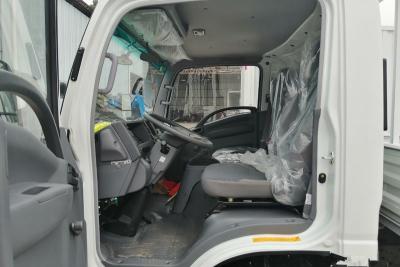 Cina GVW 3500kg giapponese Isuzu KV100 115hp Light Cargo Fence Truck con 2 tonnellate 3 tonnellate di carico camion in vendita