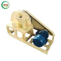 China High Efficient Wood Shaving Machine Mini Wood Packaging Bedding Shaves Machine for sale
