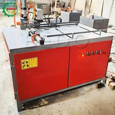 China Wood Pallet Leg Saw Feet Block Cutting Machine / Sawdust Wood Block Cutter for sale