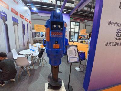 China Hydraulic Earth Drilling Auger 30000N For 20 - 27 Tons Excavator for sale