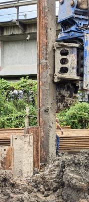 China 35ton SHANTUI Excavator With Side Grip Hydraulic Pile Driver for 6-12M Length for sale