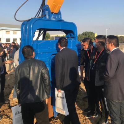 China Vibro Hammer | 905 KN Exciting Force | Hard Soil Penetration | Heavy-Duty Performance for sale