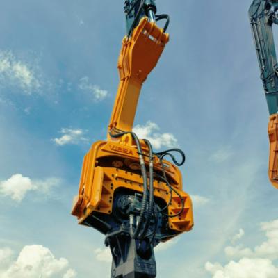 Κίνα vibro οδηγών σωρών φύλλων 15 μέτρων τοποθετημένο εκσκαφέας σφυρί για το σκληρό εδαφολογικό όρο προς πώληση