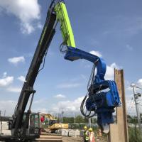 China High Precision Excavator Pile Driver - Vibratory Operation & 18m Max Pile Length for sale
