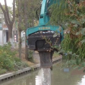 China River Canal Hydraulic Pile Driver - Excavator-Mounted & High-Efficiency Piling Performance for sale