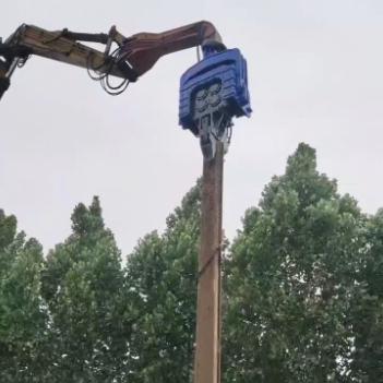 China Four Eccentric High-Driving-Force Pile Driver – Ideal for 48-52 Tons Piling Projects for sale