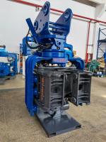 China Hydraulic Side Grip Pile Driver: The Solution for Narrow Space Piling for sale