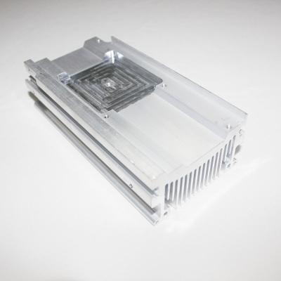China AL6063 o dissipador de calor de alumínio feito sob encomenda, equipamento da indústria expulsou o perfil de alumínio à venda