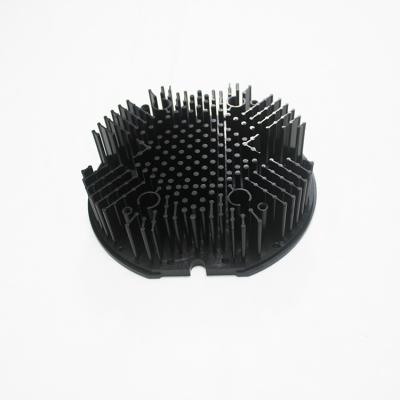 Cina Intorno al dissipatore di calore forgiato freddo dell'alluminio 1070 per il LED che si raffredda anodizzando 15cm nero in vendita