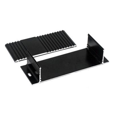 Cina Al6063-T5 ha espulso recinzione di alluminio di profilo del PWB con il deflettore 2pcs in vendita