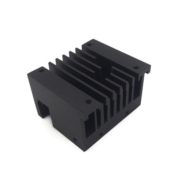 Anodisierter schwarzer verdrängter Aluminiumkühlkörper mit CNC-Maschine nicht rostend