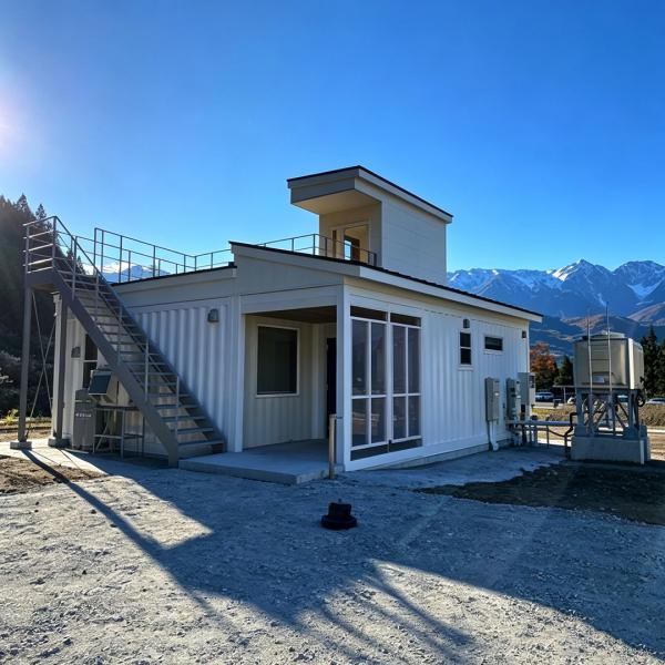 Quality Modern 10HC 20HC 30HC Modular Home Steel Structure Prefabricated Living Expandable Glamping Hotel Villa Container House for sale