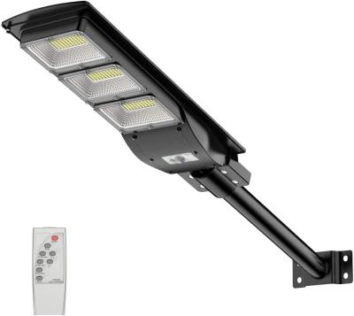 Cina 100w 200w 300w ha condotto la lampada all'aperto Ip65 delle iluminazioni pubbliche solari intelligente in vendita