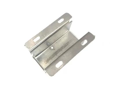 Cina Powder Coating Ra3.2 Metal Stamping Parts Custom Fabrication Bend in vendita