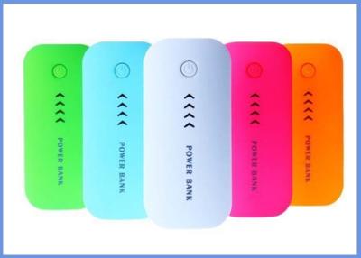 Cina La Banca di sostegno universale durevole di potenza della batteria 5600mAh del LED per il regalo di promozione in vendita