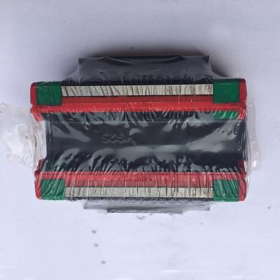Chine Glissière linéaire HIWIN HGW25CC, bloc de mouvement linéaire de 25 mm pour CNC à vendre