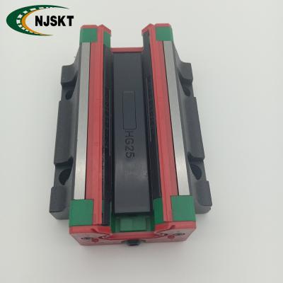 Chine Rails de guidage linéaire HIWIN HGW25HC pour machine de fraisage à vendre