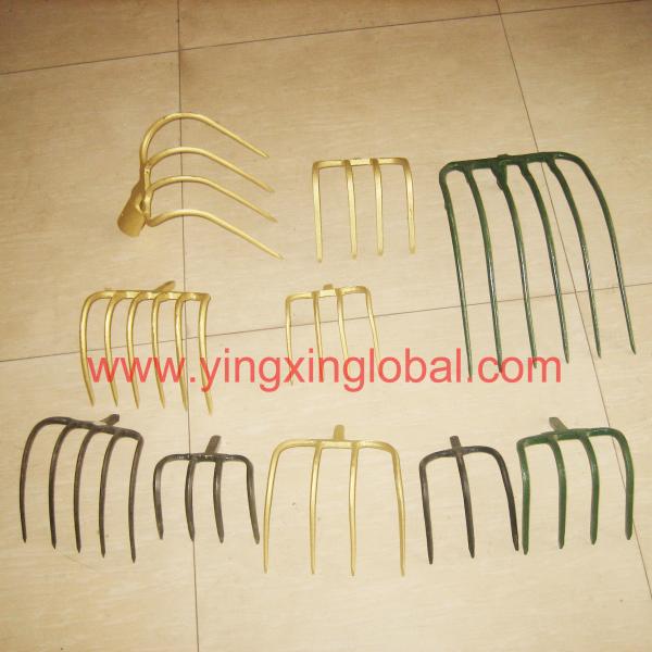 Quality HK10055 Carbon Steel Forged 5 Tines Farming Pitch-Fork Garden Digging Steel Hook for sale