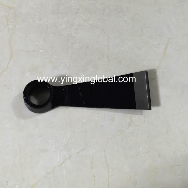 Quality 300101102 Round Hole Carbon Steel Forged Digging Cutting Garden Farming Hoe for sale
