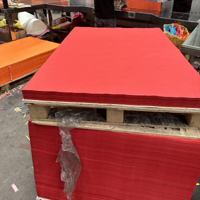 Cina Carta di stampa offset senza legno a colori con materiale di rivestimento PE Ordine personalizzato accettato in vendita