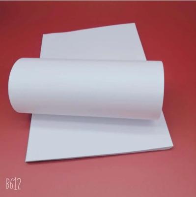 Cina Carta d'avorio rivestita di polpa chimica-meccanica C1S per ordini personalizzati da Ningbo APP in vendita