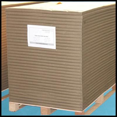 Cina Stampa offset Carta senza legno di legno compatibile con la crema Prodotta con pasta di legno del mulino Baiyun in vendita
