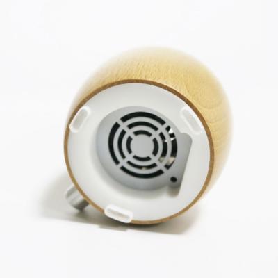 Cina Appanni la sala da pranzo leggera calda 1500maH del diffusore di bambù del profumo del fan 8 ore in vendita
