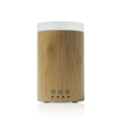 Cina Gift 150ml Natural Bamboo Glass Cover Aroma Diffuser Mini Humidifier For Home Decor in vendita