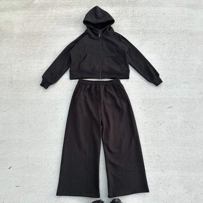 China Clothing Manufacturers Custom 100 Cotton Zip up Crop Plain Streetwear Sweat Suits Women Hoodie and Sweatpants Set Tracksuit for sale