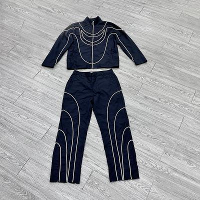 China Custom 3m Reflective Nylon Windbreaker Jacket Embroidery Patch Stripe Lightweight Streetwear Windbreaker Jacket Tracksuit Men for sale