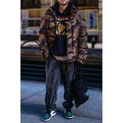 Cina Giacca da inverno all'aria aperta con 7 giorni di ordinazione di campioni Tempo di consegna e design personalizzato della giacca da bombardiere in vendita