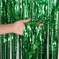 China Customization Gold Tinsel Backdrop Plastic Tinsel Wall Backdrop for sale