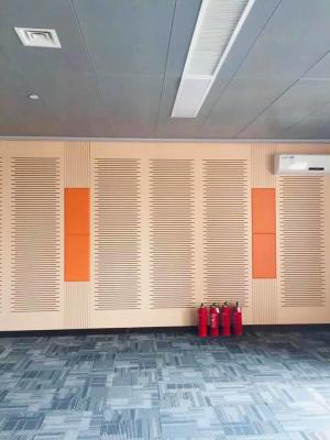 China Gepersonaliseerd kantoor slot gegroeveerde akoestische wandpanelen geluidsabsorptie isolatie bord for sale