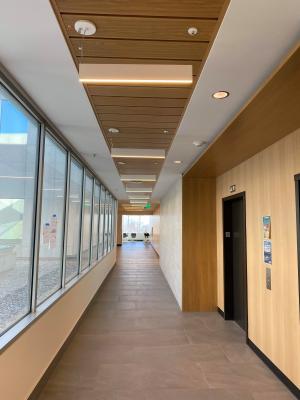 Китай Стенные панели школы 2/2/0.5 мм НАНО микроперфорированная звукопоглощающая акустическая доска продается