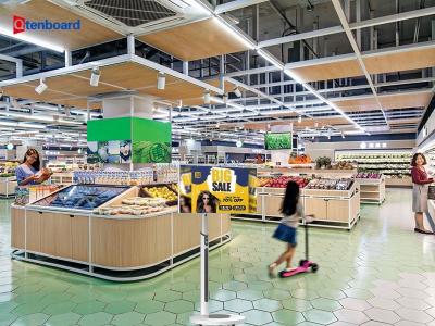 China Einde van saaie wachtrijen: Qtenboard Draagbare TV Tablet's Vermakelijke Wachtrij Oplossing Te koop
