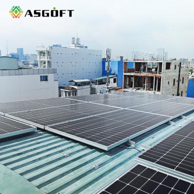Cina 500W 550 watt di 600w di piano PV monocristallino del film sottile riveste il montaggio di pannelli del tetto del modulo in vendita