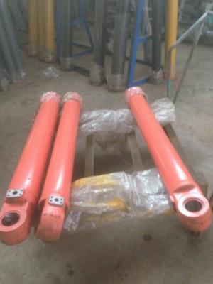 China Tubo del cilindro hidráulico del brazo de Doosan DH150, cilindro hidráulico del excavador de Doosan en venta