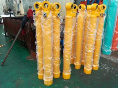 China Cilindro hidráulico del cubo PC100-6, 202-63-02331, 202-63-02332, 202-63-X9040, 707-01-XU040, 202-63-X2331, 202-63-X23 en venta
