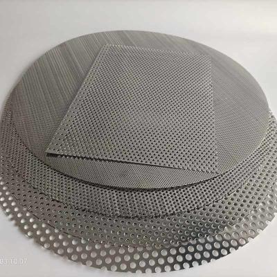 China SS304 4 x 8 Stahl Mesh Perforated Metal Mesh Sheet fertigte besonders an zu verkaufen