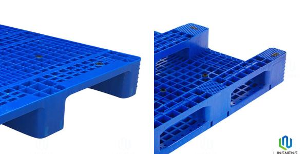 Quality 1100 X 1100 Heavy Duty Plastic Pallet Two Way Entry Euro Warehouse Plastic for sale