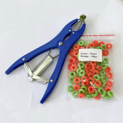 Cina Livestock Castration Bander , 100Pcs Latex Castrator Rings, Balloon Expander Pliers Set in vendita