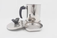 Китай Cookware нержавеющей стали бака стрейнера масла 1.6l 13.5cm устанавливает с ручкой продается