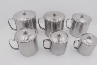 Cina tazza dell'acqua di acciaio inossidabile di 0.217cbm 9cm Drinkware con il bordo rotolato in vendita